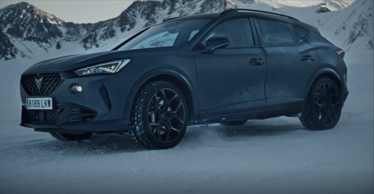 CUPRA FORMENTOR VZ5 - SNOW TEST | Driving Events